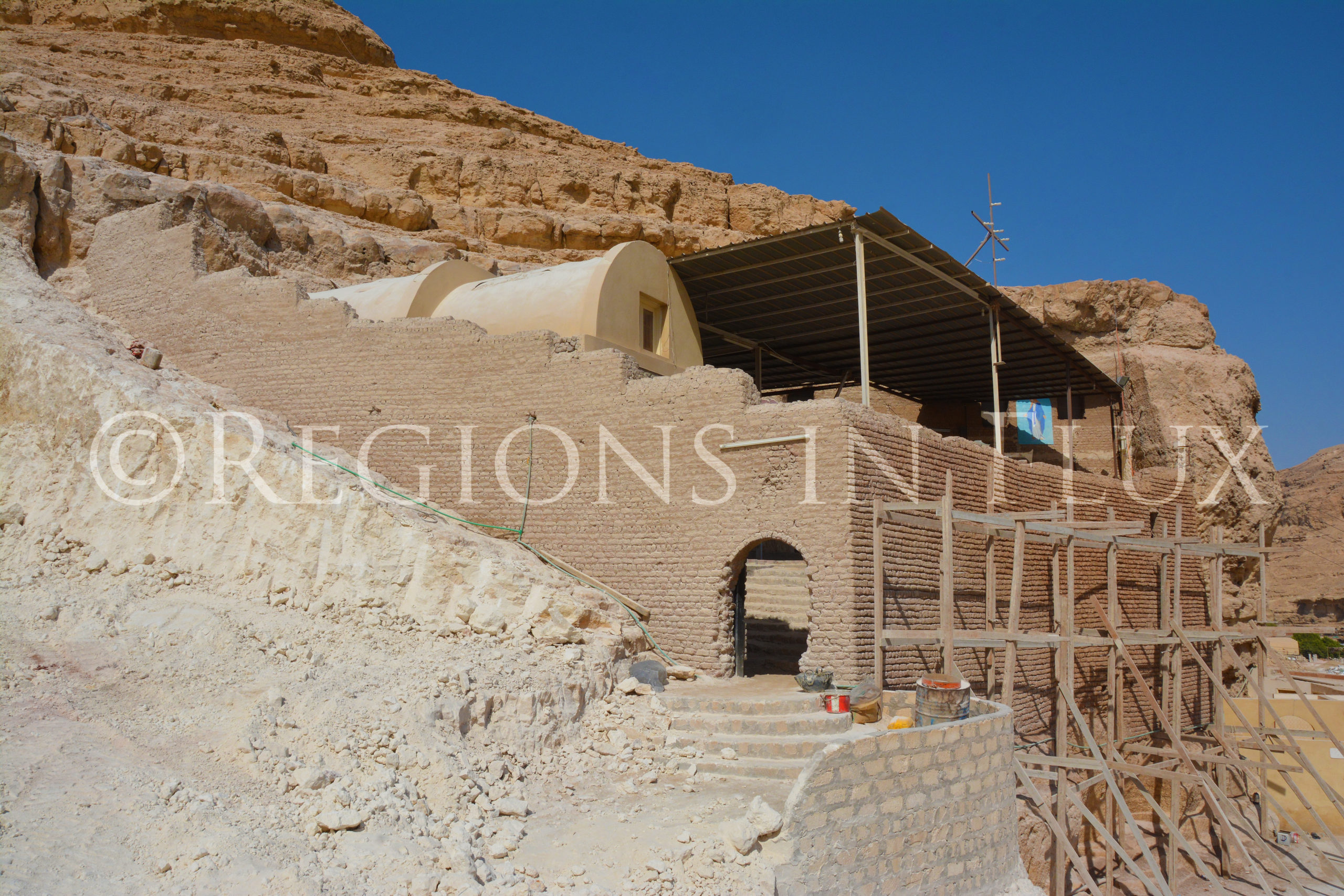 Deir al-Amir Tadros - Regions in Flux