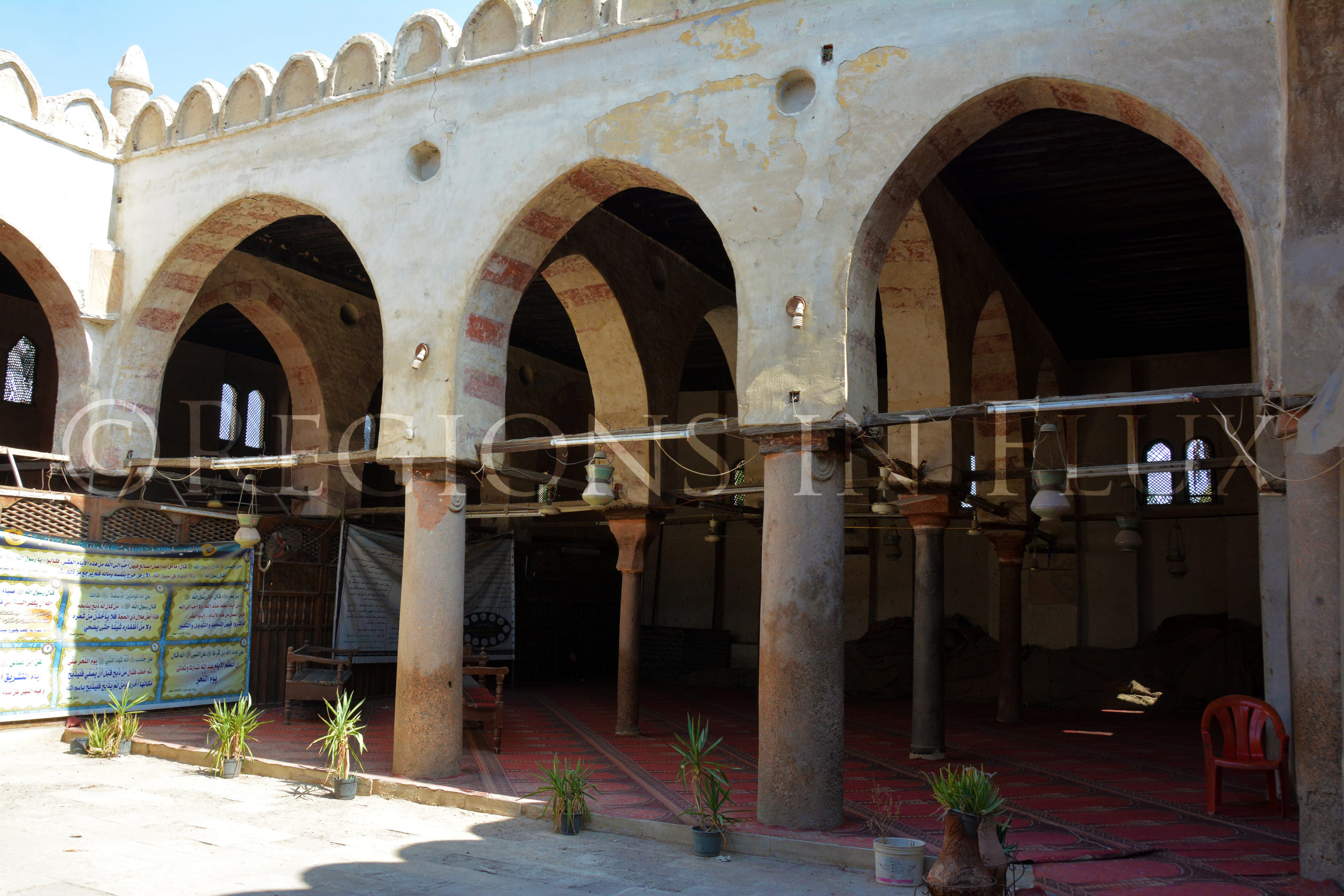 Amrawi Mosque - Regions in Flux